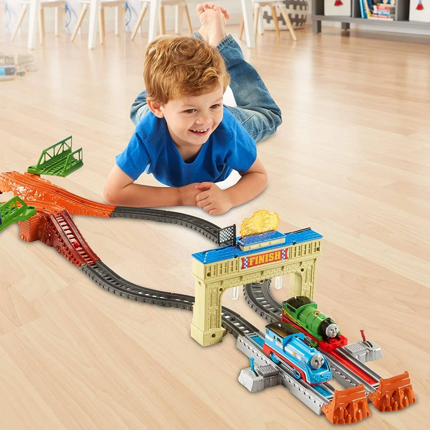 Thomas and Friends TrackMaster, Thomas and Percy&s Railway Race Set ...