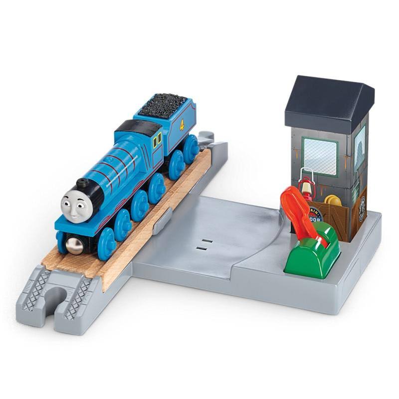 Fisher Thomas Friends Wooden Railway Logan and The Big Blue Engines Set ...